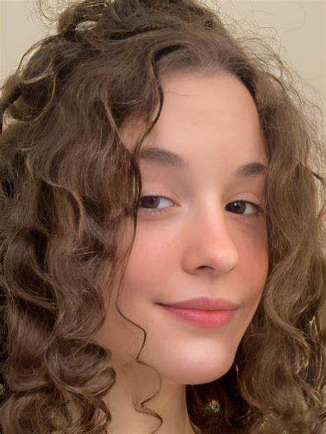 Love Lilah Model Wiki Age Height Bio Weight Photos Career And More Model Ethereal