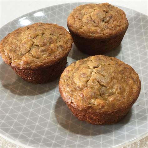 Bolo de banana fit uma delícia sem açúcar sem glúten e sem lactose