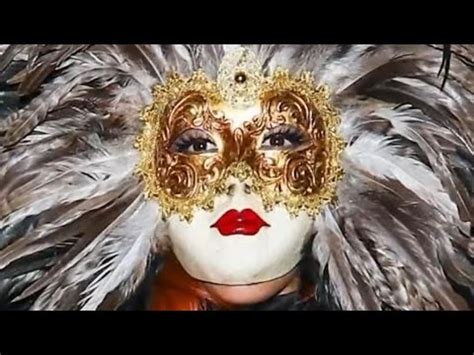 Doja Cats Weird Eyes Wide Shut Birthday Party Conspiracy Youtube