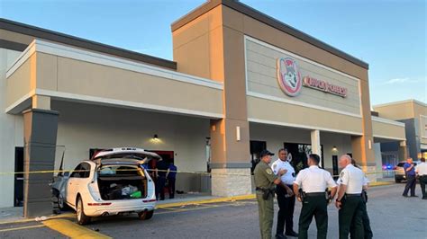 Four In Custody After Shots Fired Following Argument At Chuck E Cheese Near Tampa Nbc 6 South