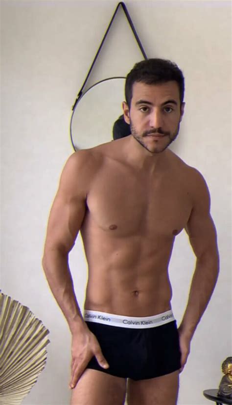 Ex BBB Matheus Lisboa Aparece A Rola Marcando Na Cueca Todos