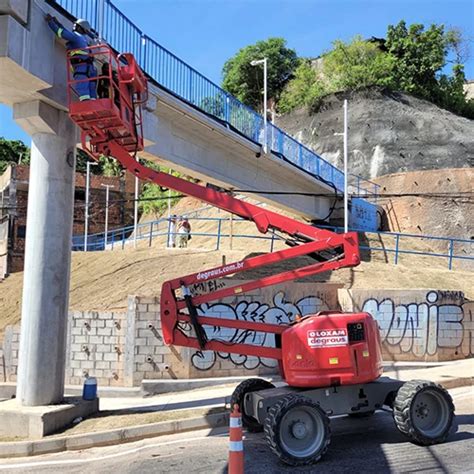 Locação de Plataforma Elevatória Articulada 16m diesel Loxam