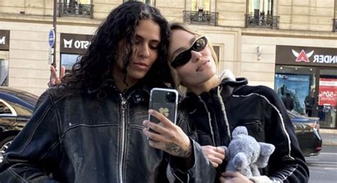 Lily Rose La Hija De Johnny Depp Incendia Las Redes Con Un Posado