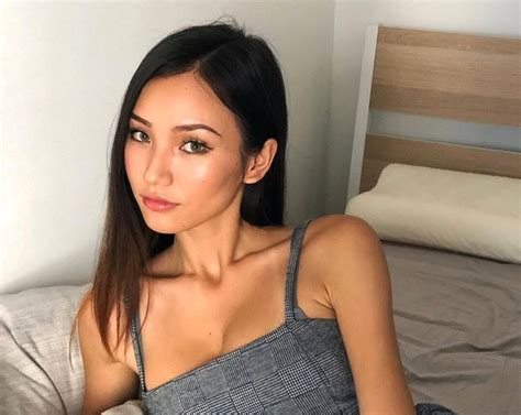 Hottest Female Twitch Streamers Top Streamsentials