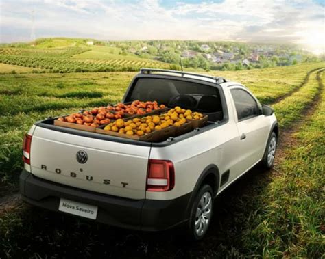 Saveiro 2023 Robust CD é na Sorana Volkswagen
