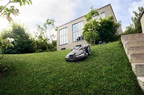 Husqvarna Nera Mähroboter arbeitet ohne Begrenzungsdraht