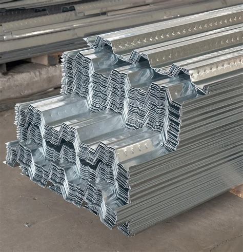 Bwg Factory Galvanized Corrugated Iron Rippled Metal Sheets