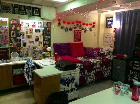 College Dorm Room What To Expect And What To Bring College Dorm Room