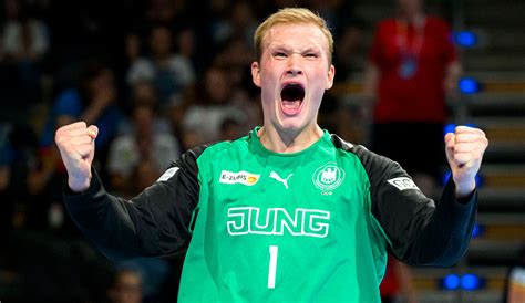 Keeper Späth überragt U21 Handballer stürmen ins WM Halbfinale