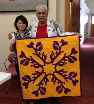 Hawaiian Quilting With Poakalani Co Learn To Quilt In The Tradition