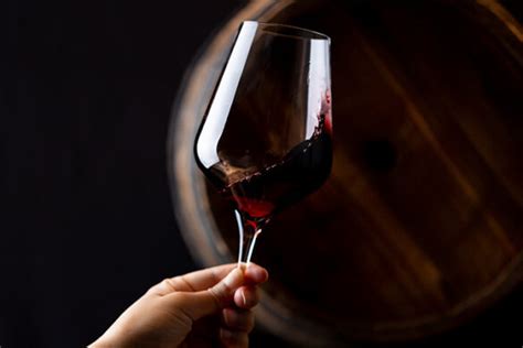 Conheça o vinho red blend e saiba como harmonizá lo O CaberNerd