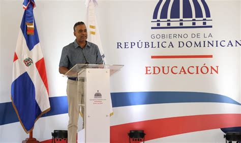 El MINERD inaugura la Escuela Básica Fidelina Andino en la provincia