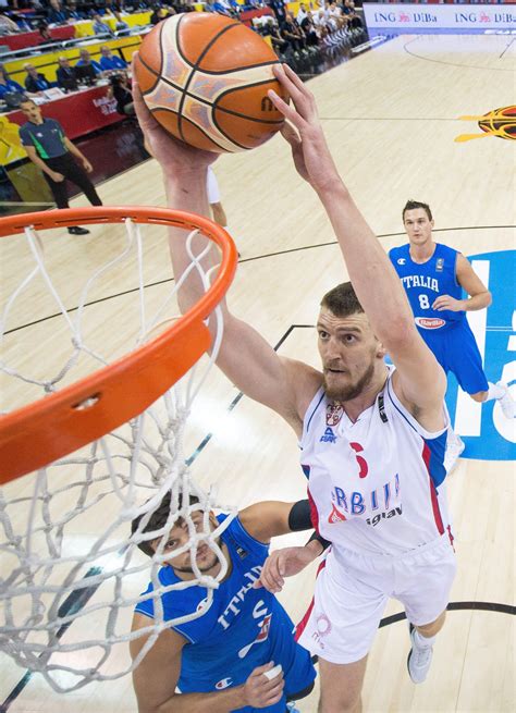 Europei Di Basket L Italia Si Arrende Alla Serbia IlGiornale It