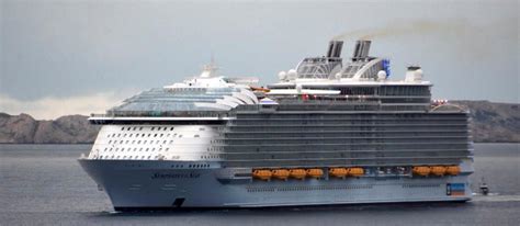 Symphony Of The Seas Bord Du Plus Gros Paquebot Du Monde Le Point