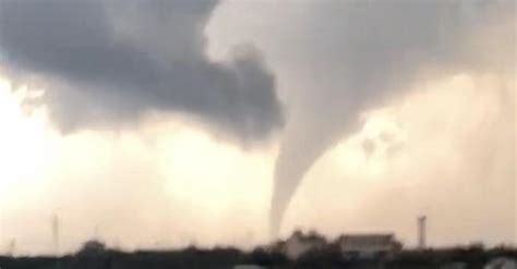 TORNADO U MAĐARSKOJ Na snazi narandžasti meteoalarm superćelijska