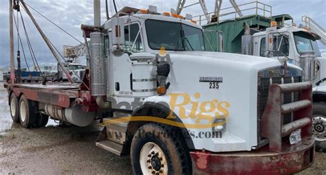 Kenworth T 800 Pole Truck PetroRigs