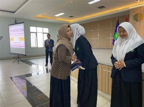 Calon Wisudawan Fakultas Psikologi Uin Malang Ikuti Proses Yudisium