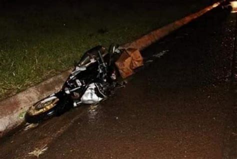 Duas pessoas morreram em trágico acidente durante a noite em rodovia da