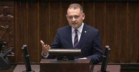 Poseł ostro o pracownikach TVP Dostało się też Kurskiemu FILM