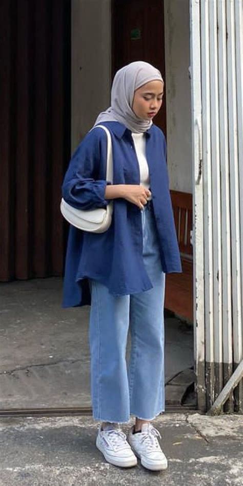 Baju Biru Dongker Cocok Dengan Jilbab Warna Apa Yuk Tengok 9 Idenya
