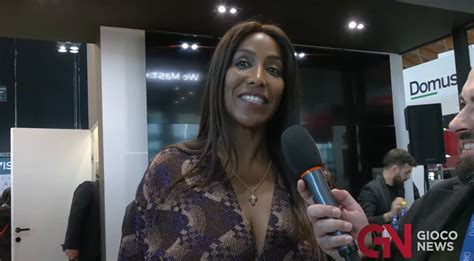 Gioconews Ainette Stephens Showgirl A Enada Rimini 2024