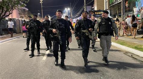 Ações da Polícia Militar apreendem 19 armas de fogo e prendem 236 no