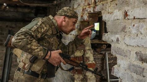 Ukrayna Rusya ya karşı saldırı başlatmaya hazırız BBC News Türkçe