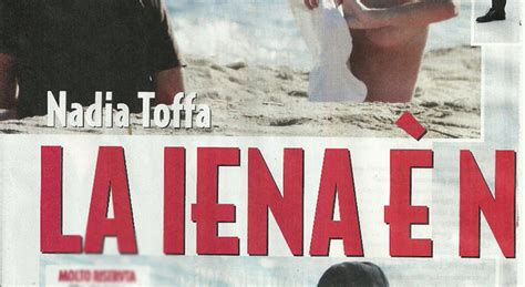 Nadia Toffa In Topless Al Mare Novella2000