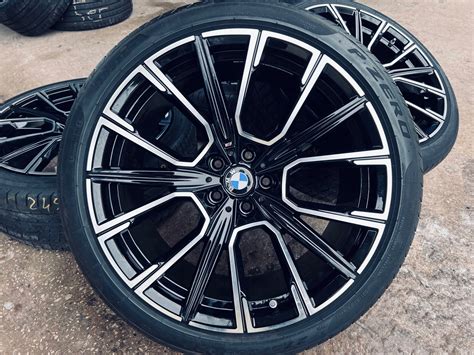 FELGI KOŁA BMW G60 G11 G12 7 NOWE M817 20 cali Mpakiet za 11000 zł z