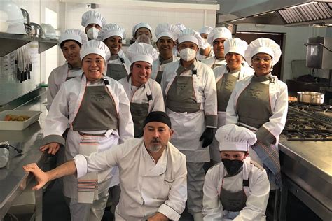 Curso de Operaciones Básicas de Cocina Ildefe