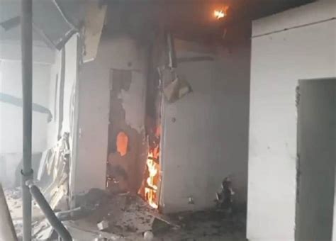 Se Incendia Edificio Abandonado En Monterrey