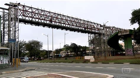 Passarela provisória do Aeroporto de Congonhas completa um ano SP1 G1
