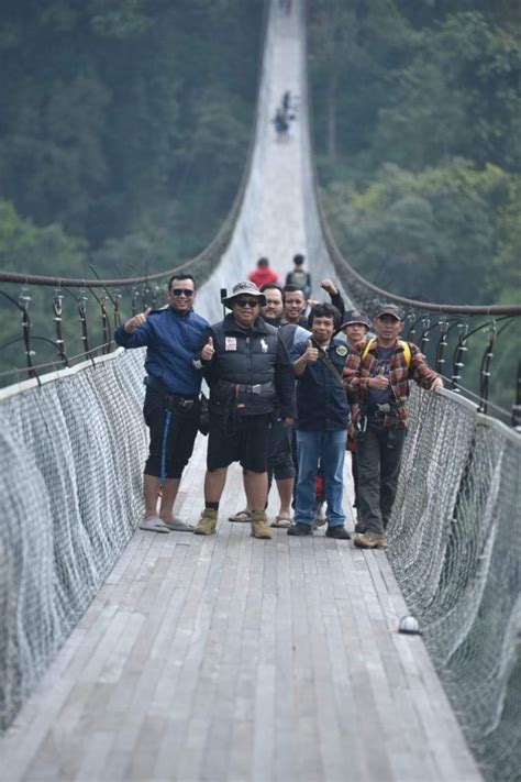 Yuukk Coba Sensasinya Flying Fox Di Atas Danau Dan Jembatan Gantung