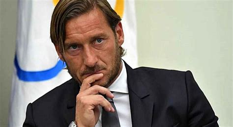 Francesco Totti Cambia Vita L Indiscrezione Dopo La Separazione