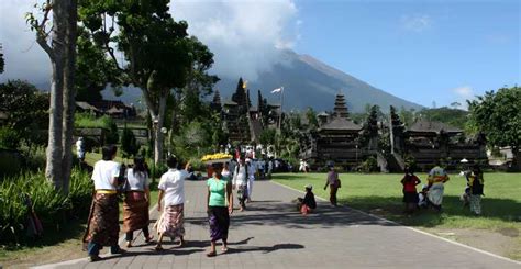 Bali Excursión al Volcán Kintamani y al Templo Besakih GetYourGuide