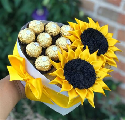 Regalo De Girasoles Con Chocolates Flower Box Gift Flower Gift