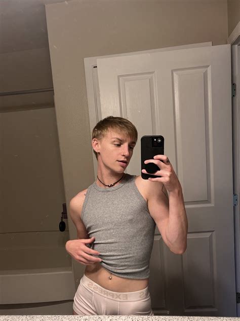 Xandir 🥰 On Twitter Ill Let You Lick My Pussy If You Tell Me Im Cute 😋