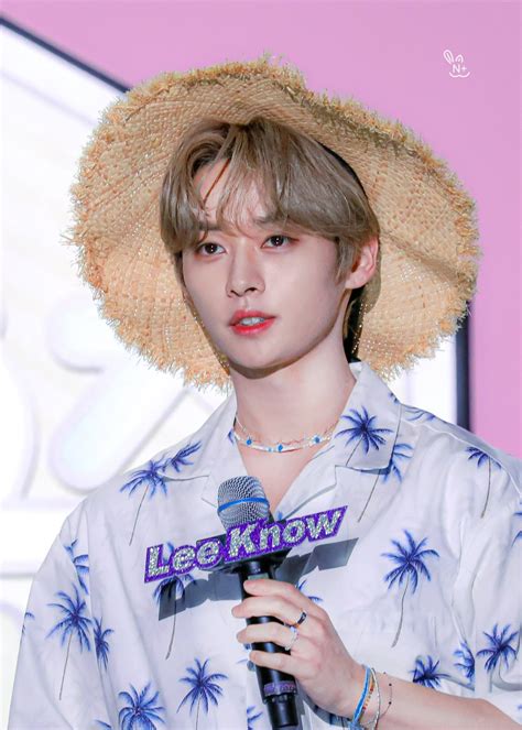 ㅂㄷ on Twitter RT strayoppa 220808 울산 썸페 이뿌쟈나 앞니 또 나왔쟈나 StrayKids