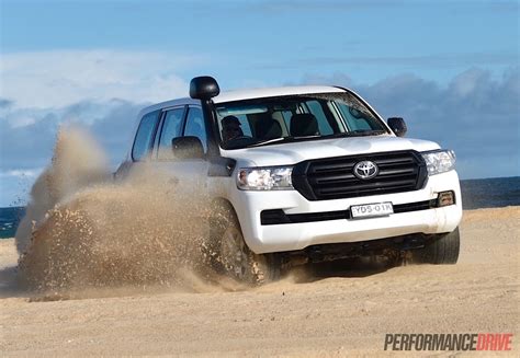 2016 Toyota LandCruiser GX Review Video PerformanceDrive
