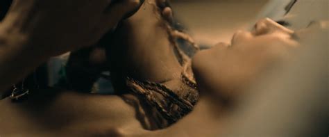 Halle Berry Full Frontal Nude Telegraph