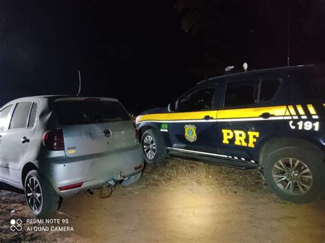 PRF recupera em Chorozinho CE veículo roubado há 16 dias Polícia