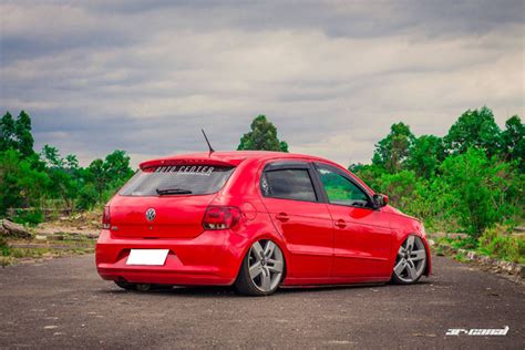 Gol Rebaixado Rodas Volcano Wheels Strong Aro 17