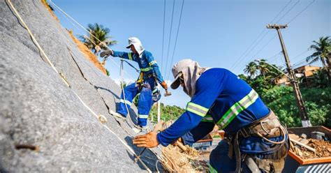 Investimentos De R Milh Es Em Obras De Conten O De Encostas