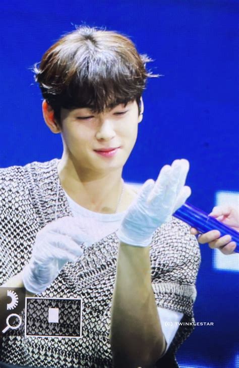 Cha Eunwoo On Twitter Rt Twinklestar Cha Jotm In Manila