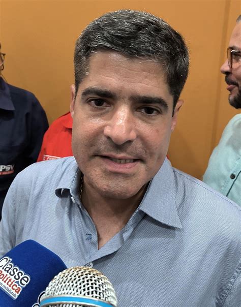 ACM Neto dispara contra Jerônimo Rodrigues piada governador devia