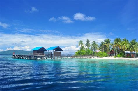 12 Destinasi Wisata Di Raja Ampat Yang Wajib Dikunjungi Telusuri