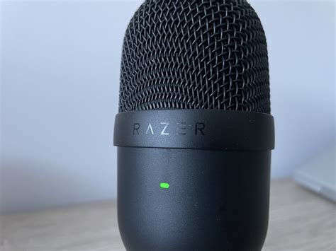 Razer Seiren Mini el análisis de un micrófono pequeño pero matón