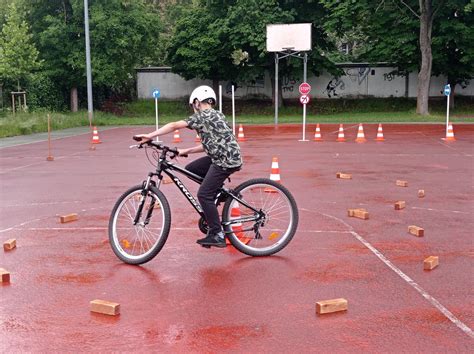 Egzamin na kartę rowerową Szkoła Podstawowa nr 1 w Piastowie