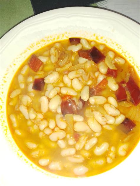 Alubias blancas de bote con verduras Fáciles y listas en 30 minutos