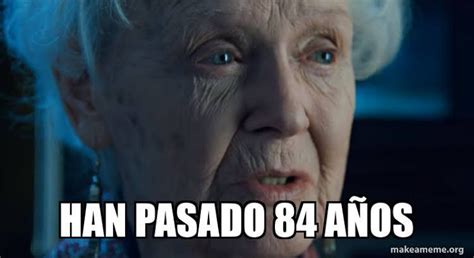 FALLING noah schnapp 7 Humor de mamá Imagenes chistosas para